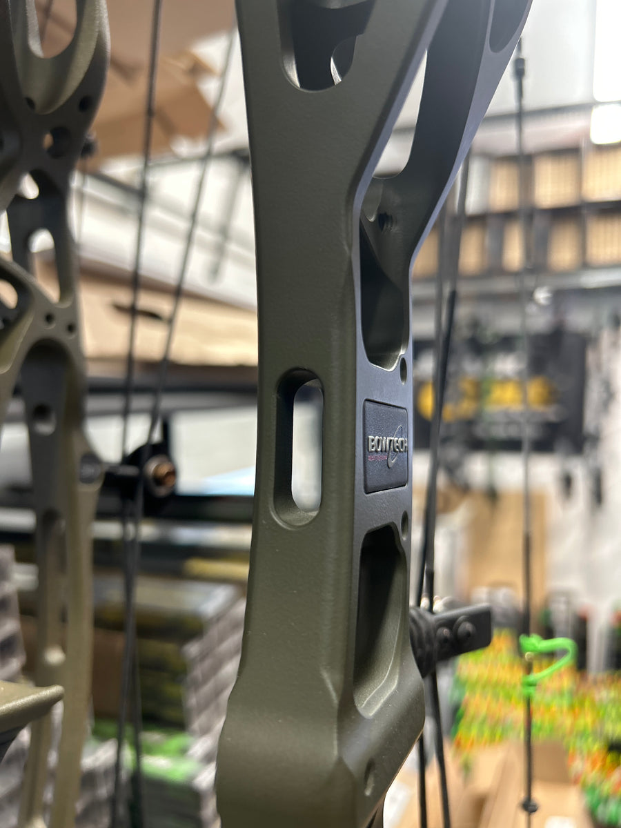 Bowtech Centermass Picatinny Mount – Evolve Archery Canada